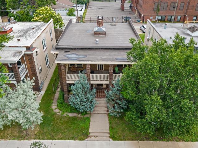 3035 Bryant Avenue S
