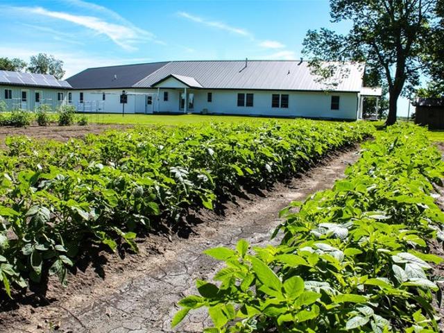 3035 Clark Tower Rd, Winterset, IA 50273