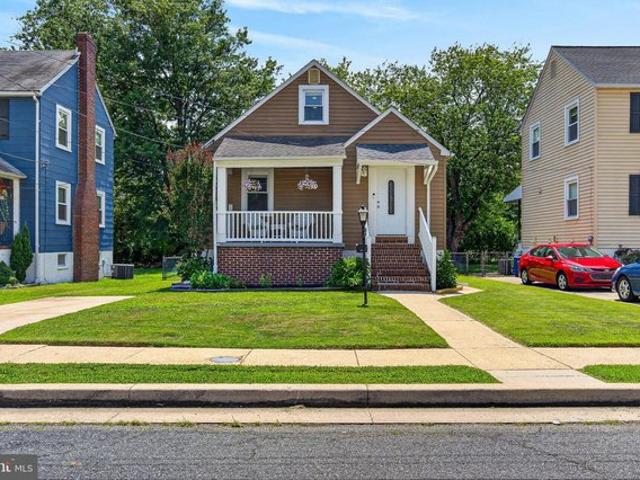 3035 Parktowne Rd, Parkville, MD 21234