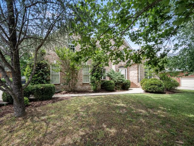 3035 Twisted Oak Dr