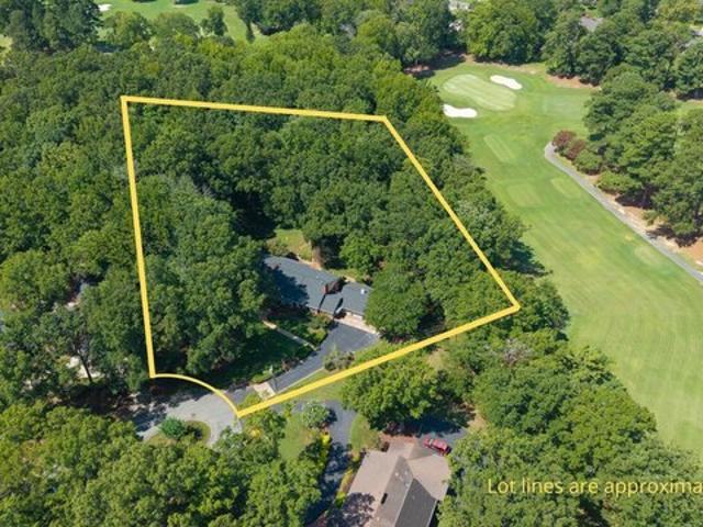 3036 N Fairway Dr, Burlington, NC 27215