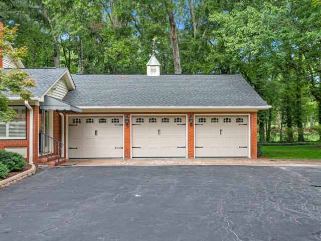 3036 N Fairway Drive