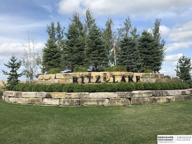 3036 Bryan Shore Dr, Fremont, NE 68025