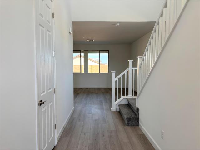 3036 Donita Lane NE