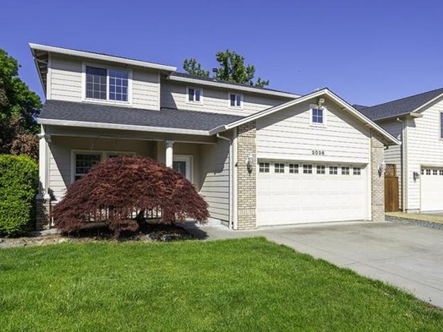 3036 Gary Dr, Medford, OR 97504