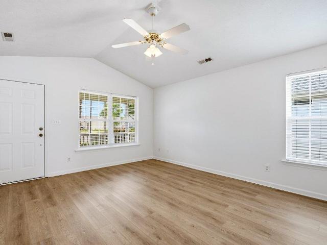3036 Sabal Ct