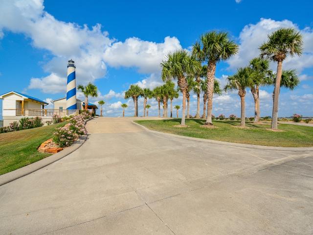 3036 Sandy Lane