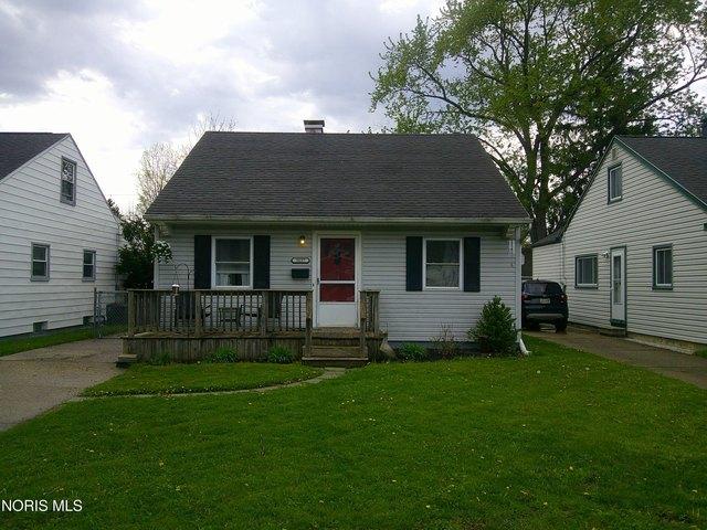 3037 Maeterlinck Ave, Toledo, OH 43614