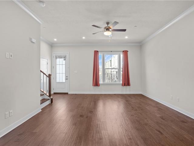 3037 Mahican Circle