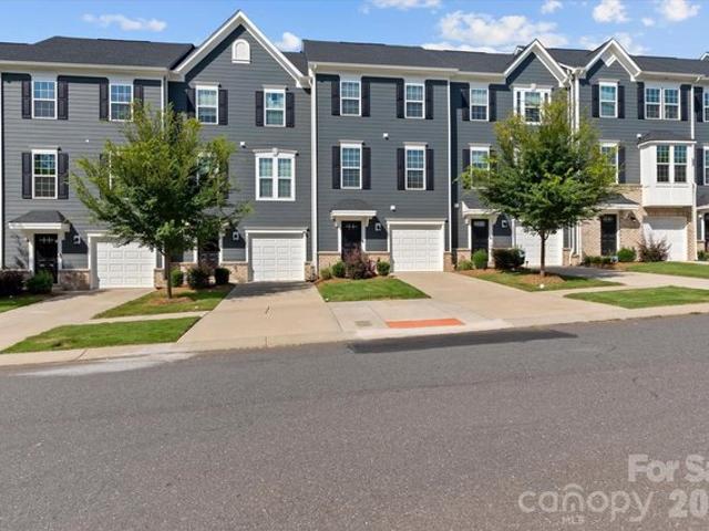 3037 Beeler Ln, Charlotte, NC 28208