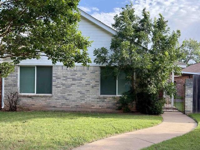 3037 Cunningham Dr Apt B, Wichita Falls, TX 76308