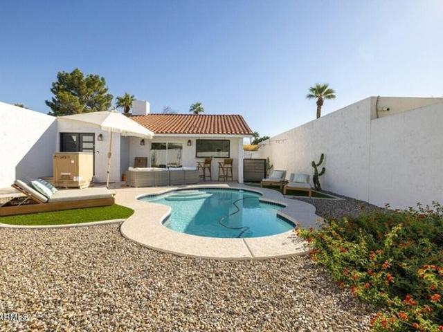 3037 E Clarendon Ave, Phoenix, AZ 85016