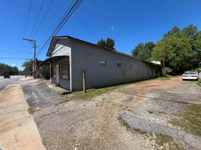 3037 Geer Highway