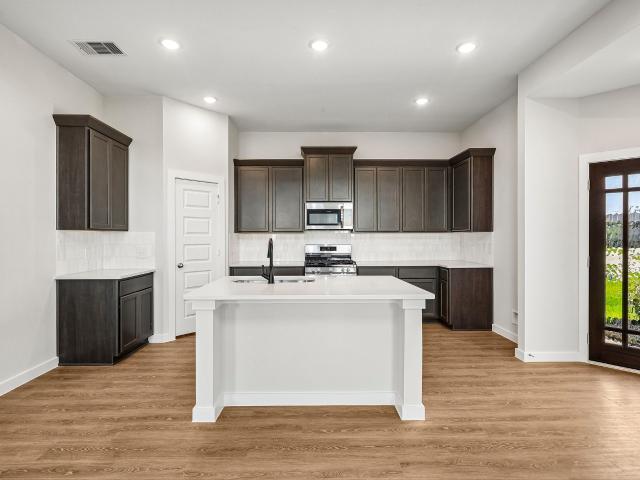 3037 Plateau Drive