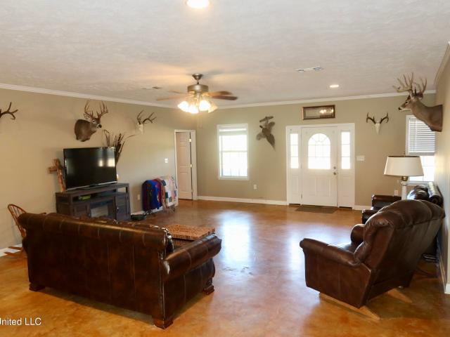 3037 S Greensburg Road