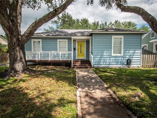 3038 Austin St, Corpus Christi, TX 78404 | MLS #471782 | Compass