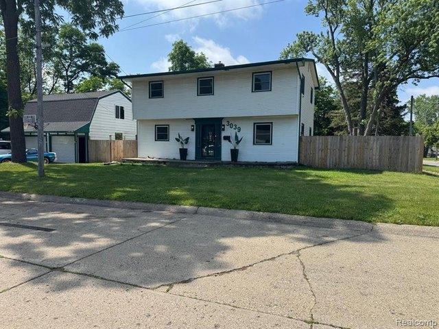 3039 Berkley St, Flint, MI 48504