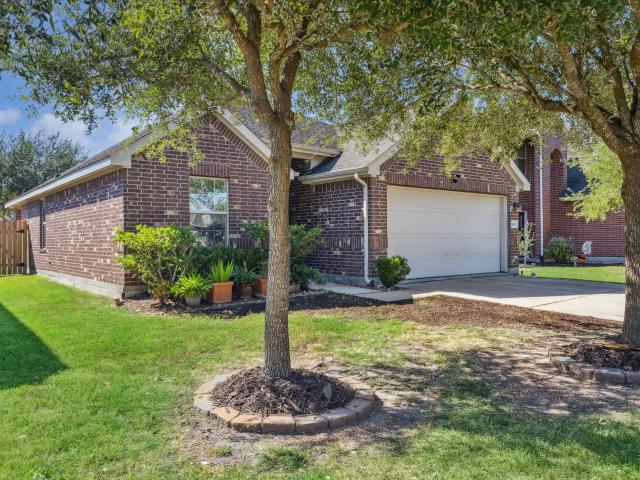 3039 Boxwood Springs Ln, Dickinson, TX 77539 | MLS #39312 | Compass