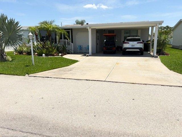 3039 Going to the Sun St, Sebring, FL 33872