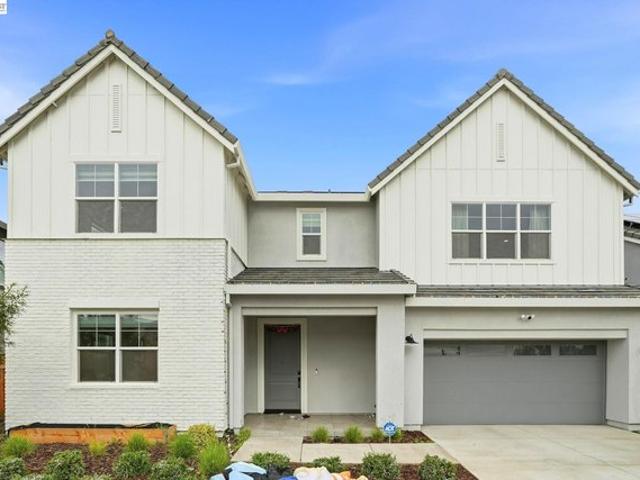 3039 Paxton Ct, Lathrop, CA 95330