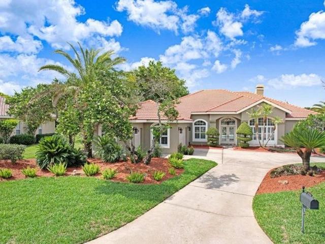 30303 Laurelwood Ln, Wesley Chapel, FL 33543