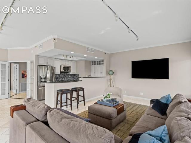 3030 McKinney Ave 306, Dallas, TX