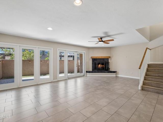 3030 N Hayden Rd Unit 31, Scottsdale, AZ 85251
