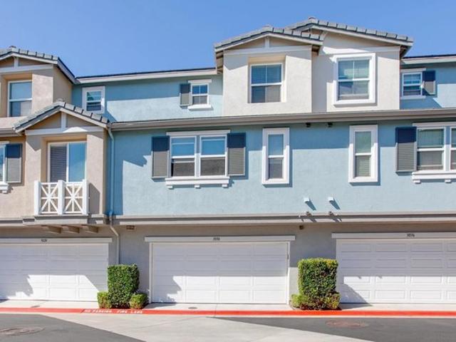 3030 Beachwood Bluff Way, San Diego, CA 92117