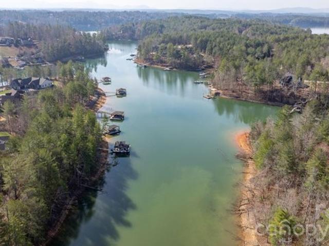 3030 Channel View Cv, Morganton, NC 28655