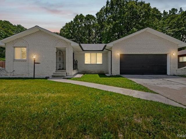 3030 Chard Ave, Warren, MI 48092