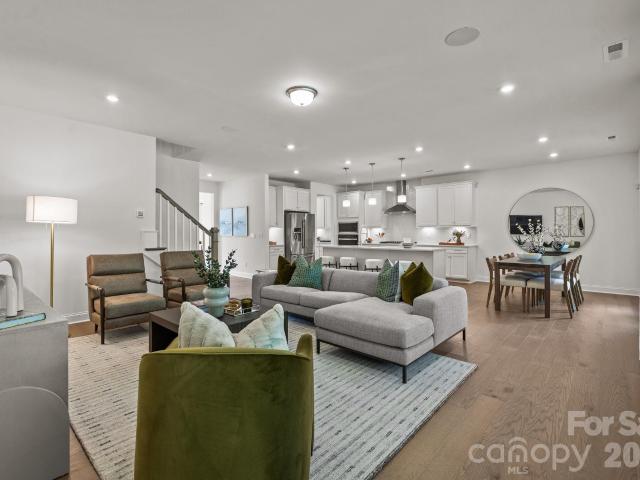 3030 Grandiose Drive