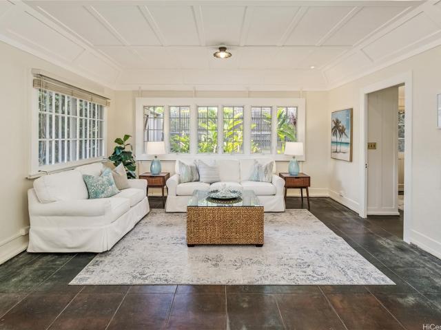 3030 Kalakaua Ave, Honolulu, HI 96815 | MLS #202528 | Compass