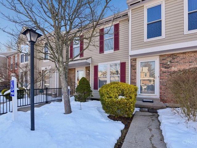 3030 Stratford Ct, Loveland, OH 45140