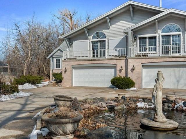 3030 S 130th St, New Berlin, WI 53151