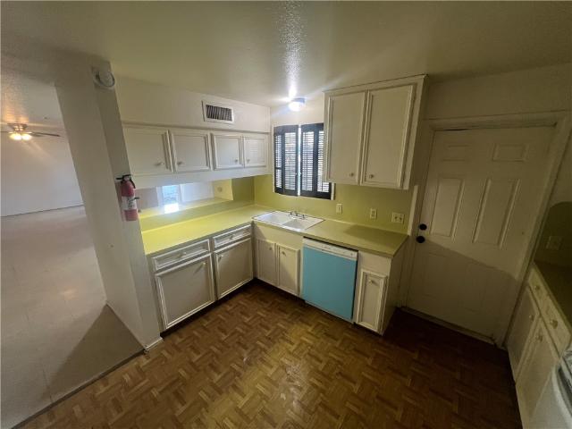 3030 Santa Fe Street 3