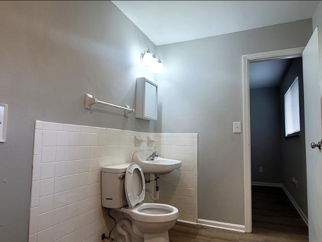 3030 3032 Creekview Circle 2 Bedroom Apartment for Rent at 3030 Creekview Cir, Dayton, OH 45414