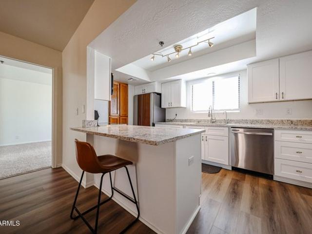 3031 N Civic Center Plz Unit 317, Scottsdale, AZ 85251