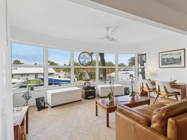 3031 NE 51st St Unit 201W, Fort Lauderdale, FL 33308