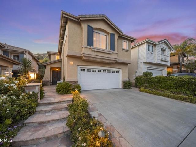 3031 Hollycrest Ave, Thousand Oaks, CA 91362