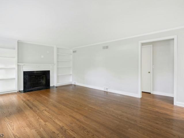 3031 Valley Rd