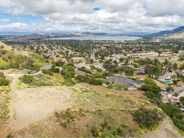 30325 Ainsworth Pl, Lake Elsinore, CA 92530