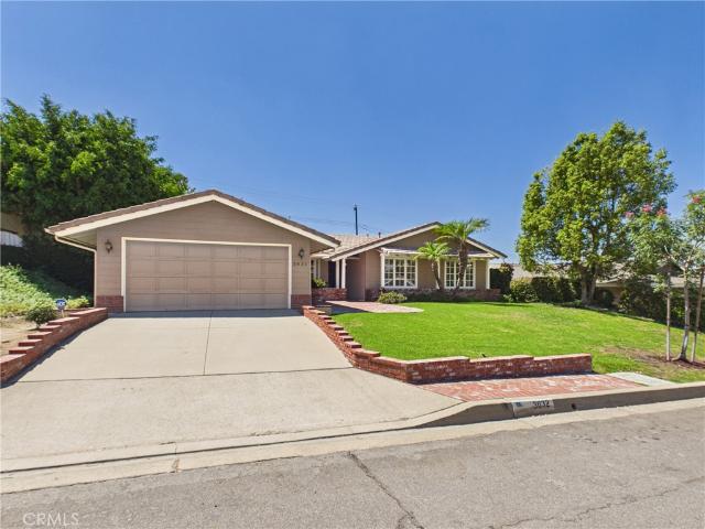 3032 N Fairbairn