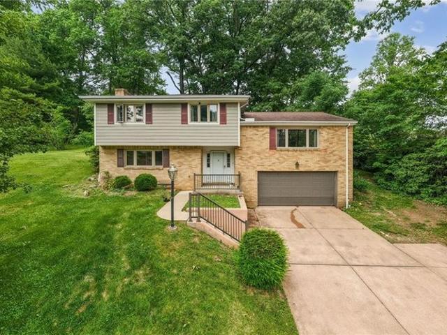 3032 Ben Venue Dr, Greensburg, PA 15601