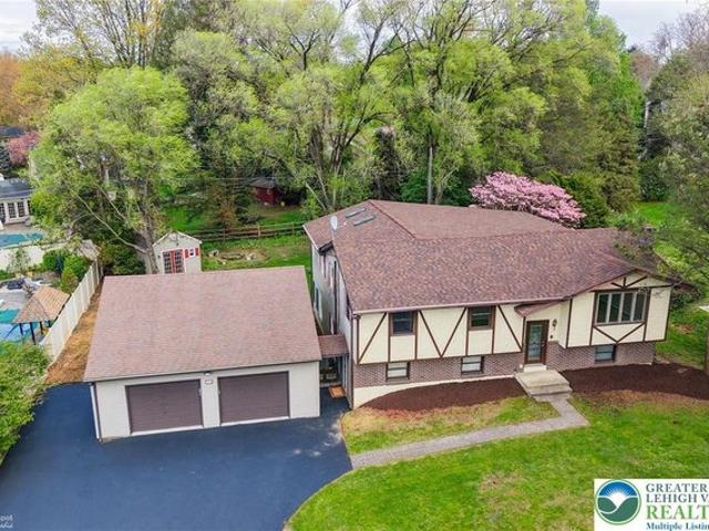 3032 Center St, Bethlehem, PA 18017