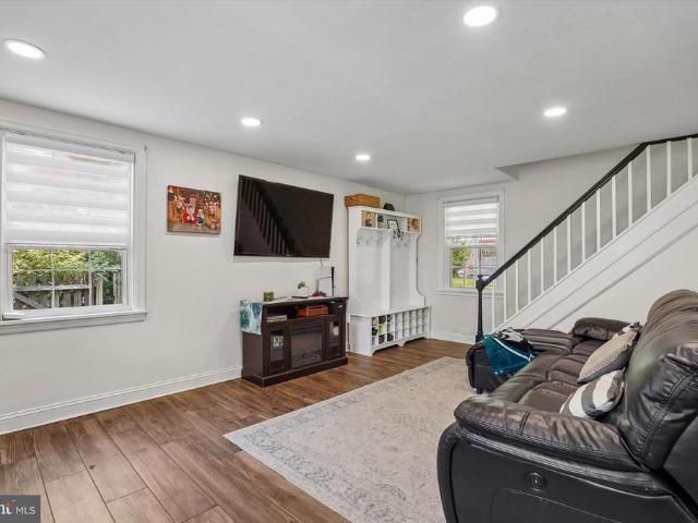 3032 Edmonds Road