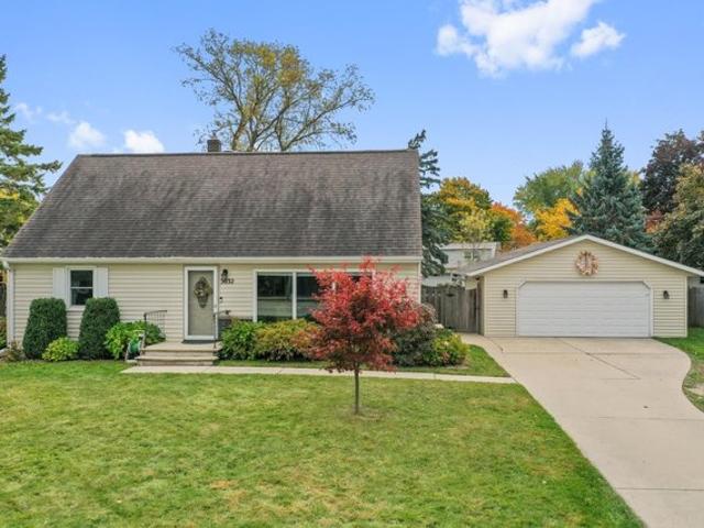 3032 Humboldt Rd, Green Bay, WI 54311