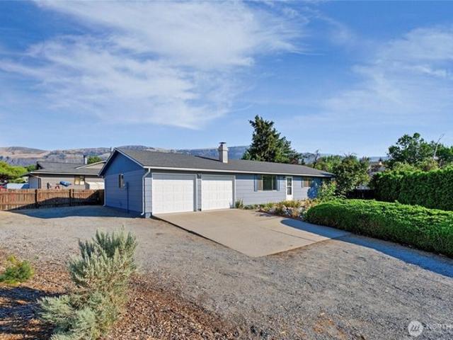 3032 Vera Cruz, Malaga, WA 98828