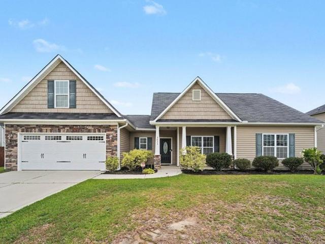 3033 N Kilchattan Dr, Fayetteville, NC 28306