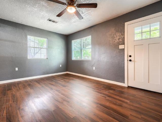 3033 Ballinger Drive