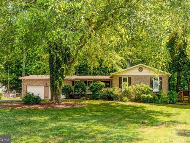 3033 Eutaw Forest Dr, Waldorf, MD 20603